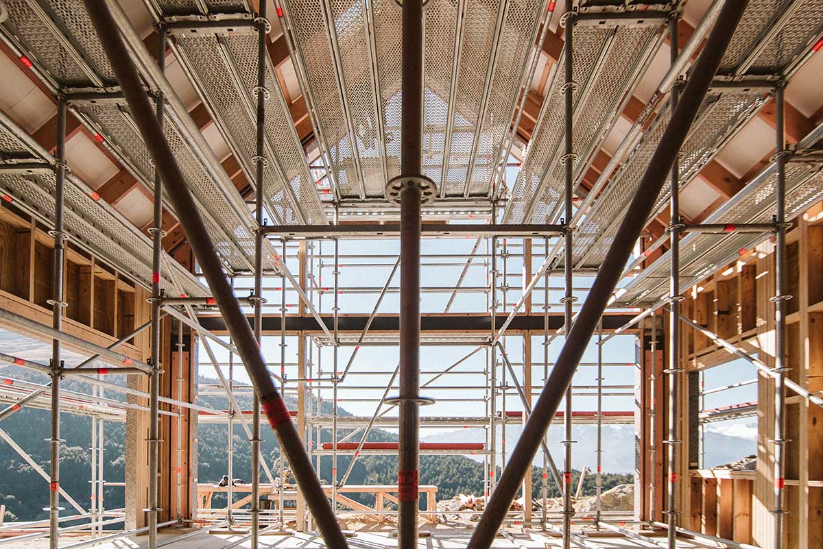 Hire Propping Equipment In Cromwell, Central Otago, NZ.